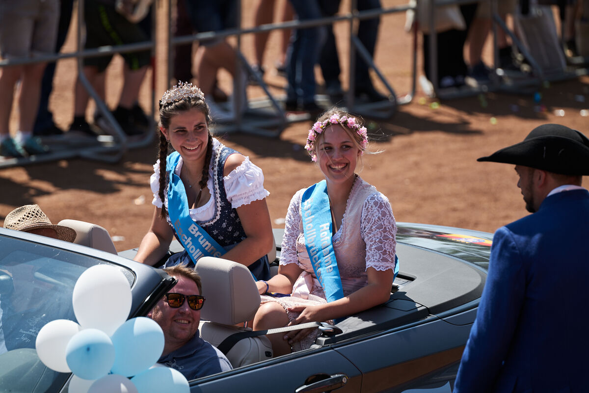 Traditioneller Festzug zum Abschluss des Hessentags 2023 | hessen.de
